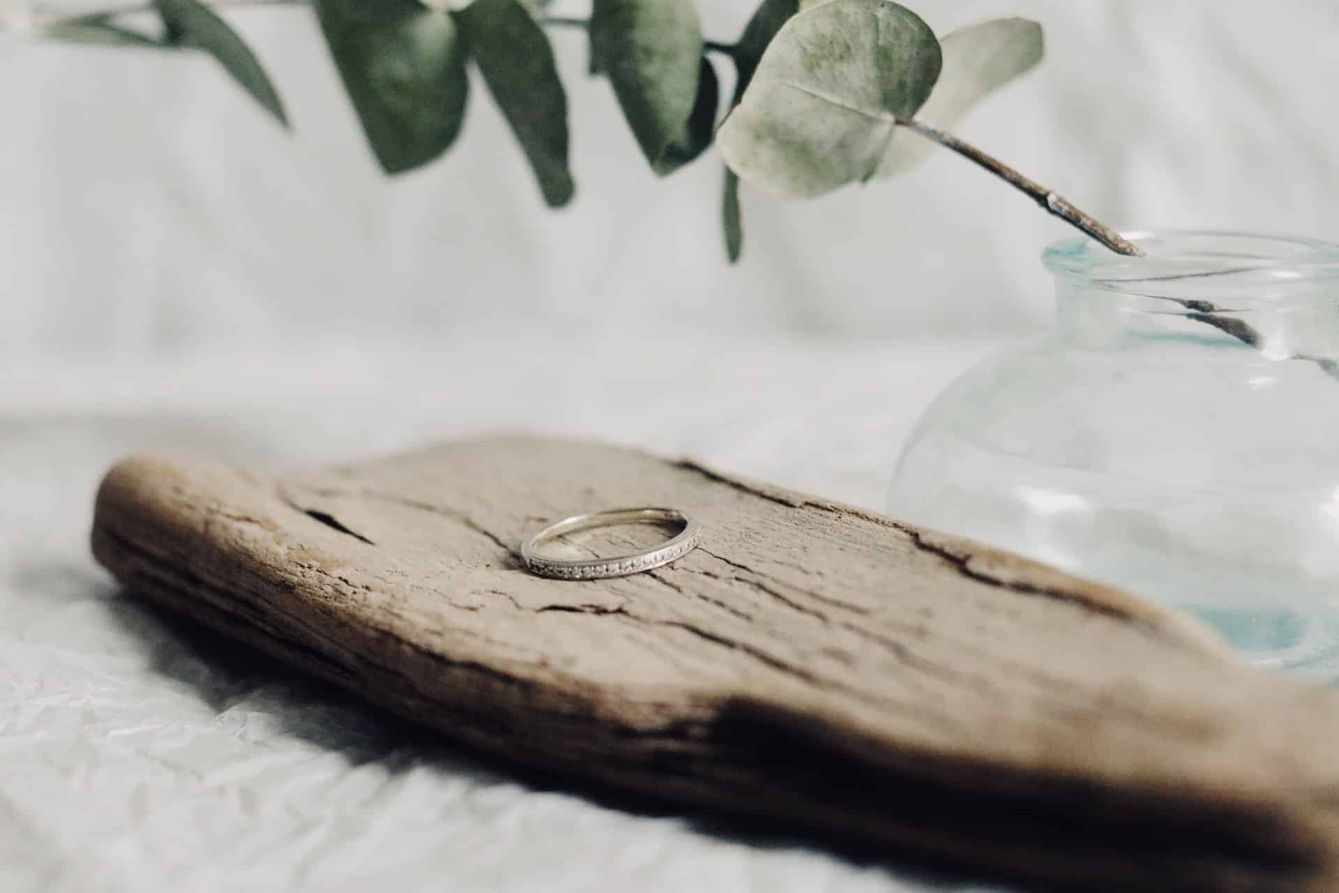 The Eternity Ring: 5 Famous Women Who Wore One - ACC Student Life